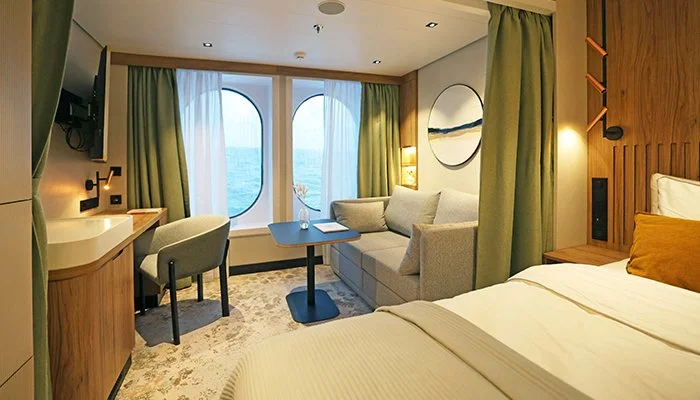 SH Minerva - Let's Go to Antarctica | Travel agency specializing in ...